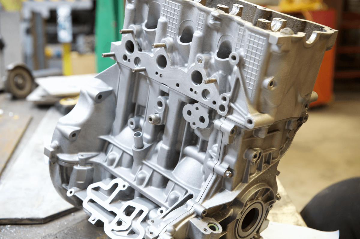 Vapour blasting engine parts - Coastal Engineering Serivces